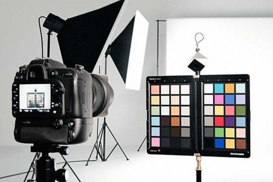 Datacolor Launch Colour Management Survey | Photography Blog