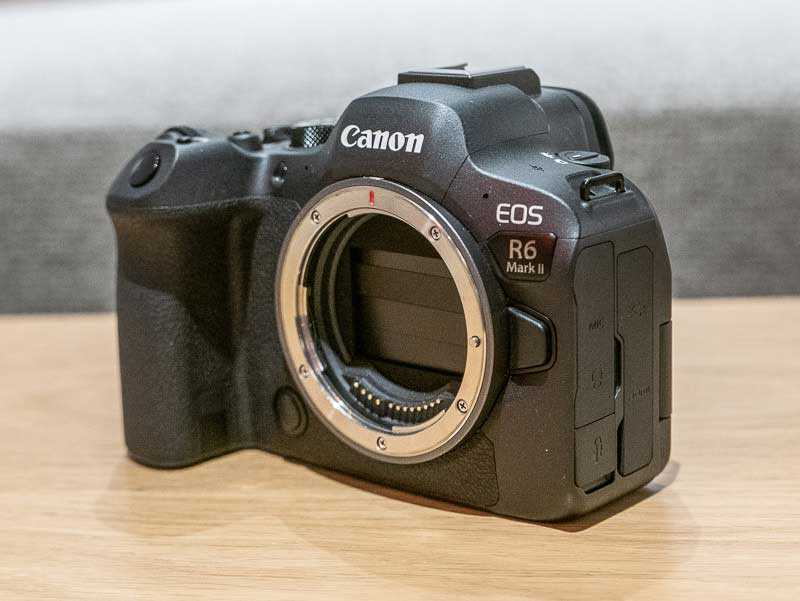 Canon EOS R6 Mark II Hands-on Photos | Photography Blog