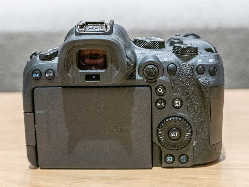 Canon EOS R6 Mark II Hands-on Photos | Photography Blog