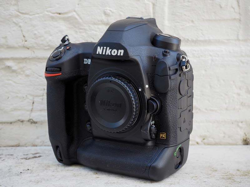 Nikon D6 Review | Photography Blog
