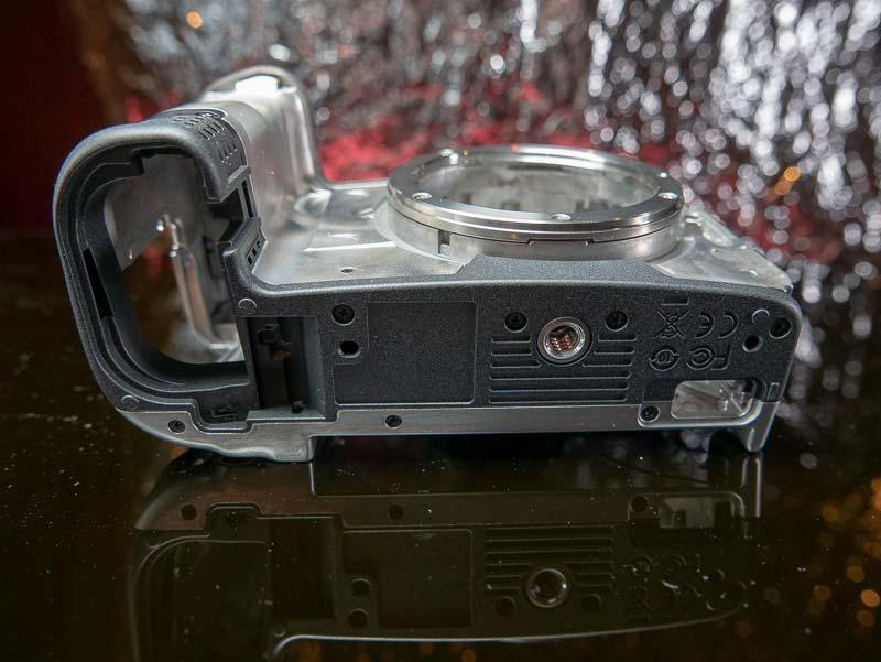 Take a Look Inside the Canon EOS R | Photography Blog