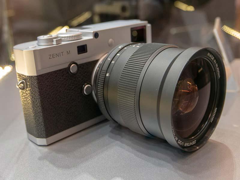 Zenit M Full-frame Rangefinder Camera Hands-on Photos | Photography Blog